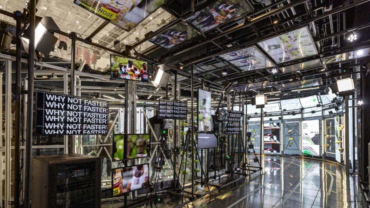 Building ZOOM | Why not Faster? - TCI 4D